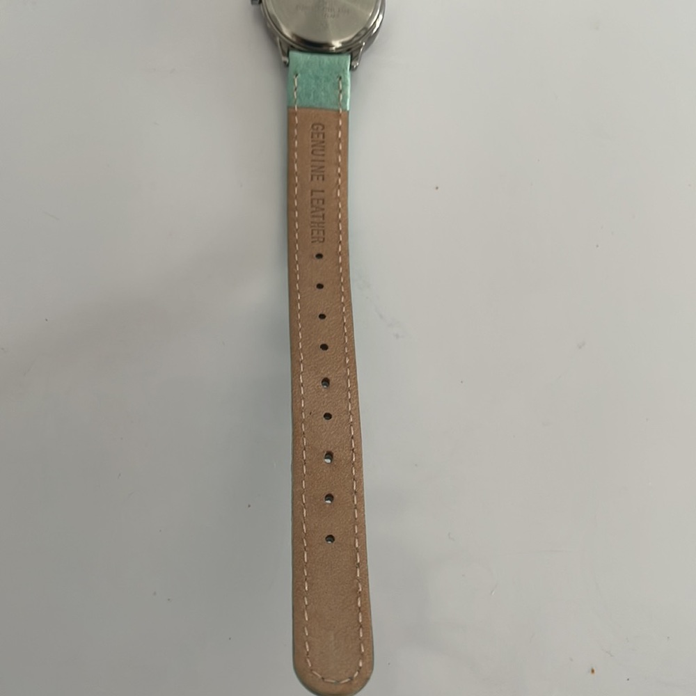 Timex Seafoam Green Leather Band With White Face - Gem